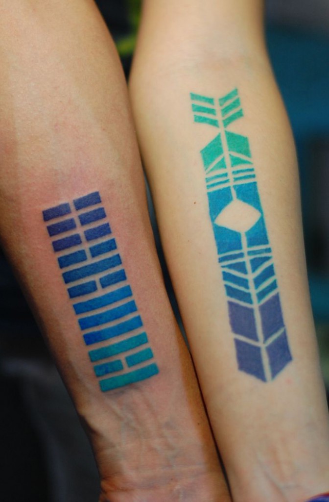 Geometric Tattoo Hand Ideas - Flawssy